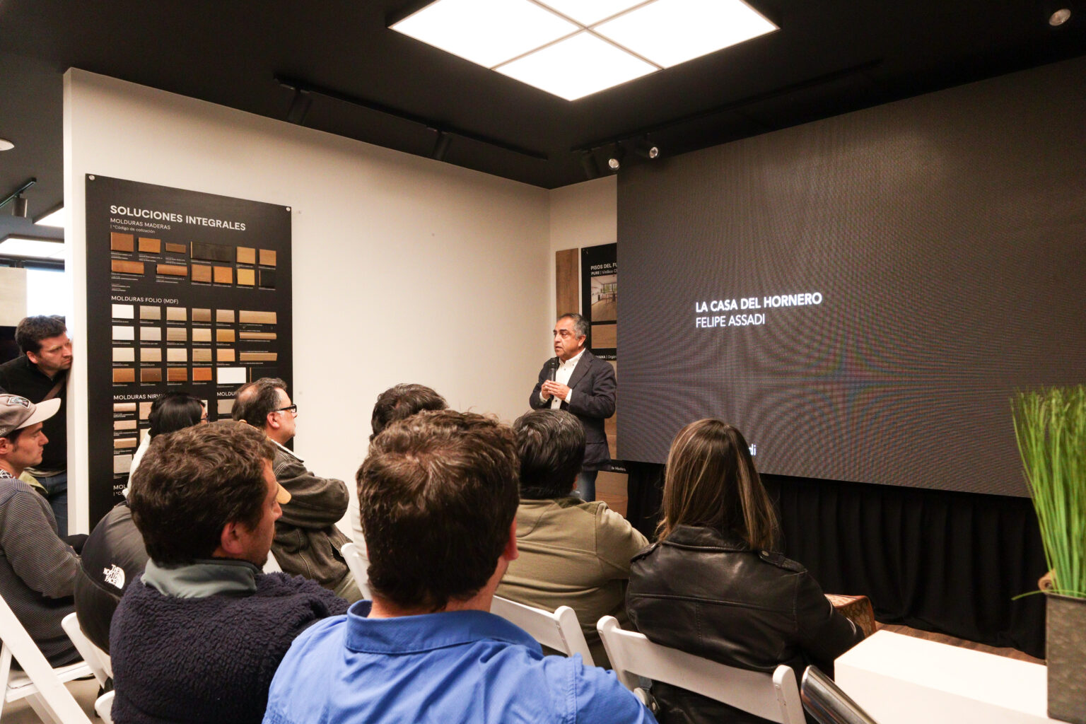 AOA presenta su revista número 50 en Puerto Montt - AOA